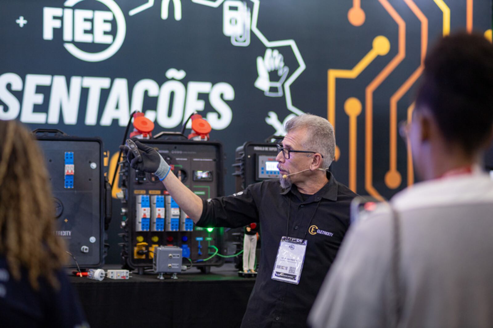 FIEE 2025 uniu tecnologia, energia limpa e debates sobre o futuro da ...