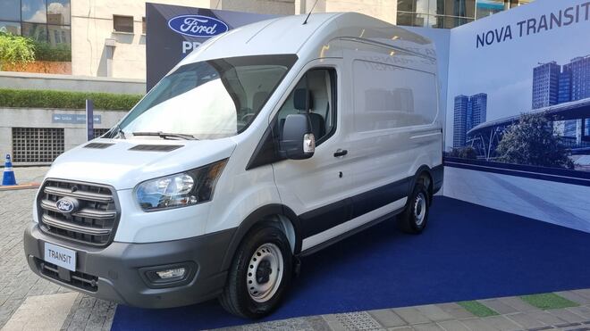 Ford Transit 2025 chega ao Brasil em quatro versões a partir de R$ 282 ...