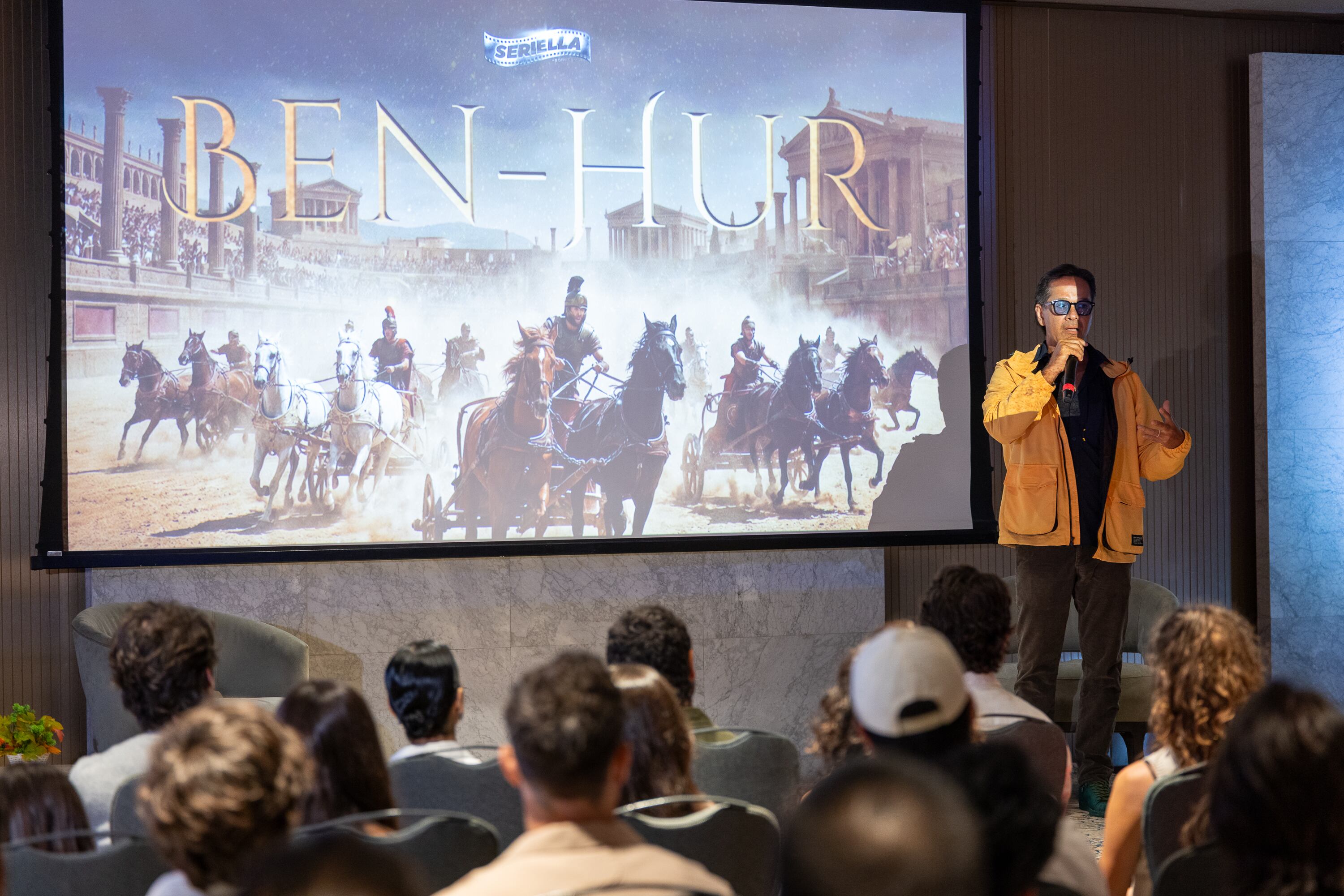 Protagonistas e diretor-geral celebram início da superprodução Ben-Hur ...