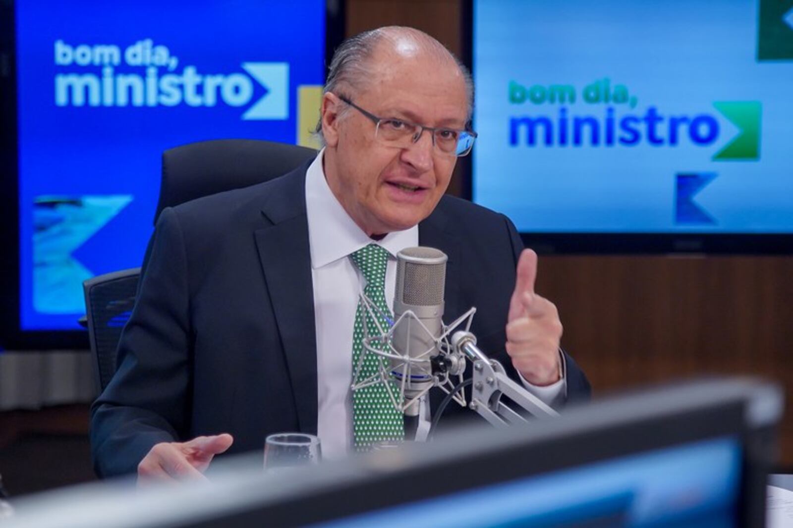 Sindicato dos Metalúrgicos se reúne com Alckmin para tratar da Avibras ...