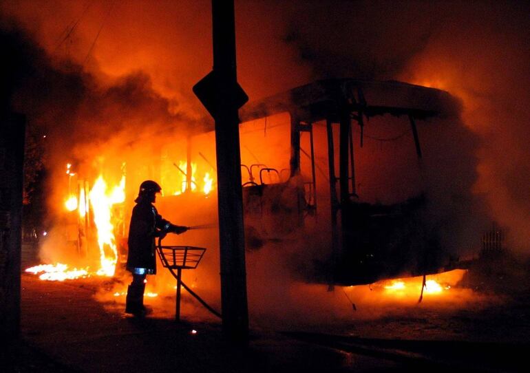 Ataques Do Pcc Há 15 Anos Crime Organizado Parava São Paulo Noticias R7