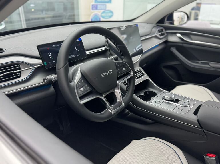Exclusivo: BYD King 2026 recebe nova opção de cor e pacote ADAS II ...