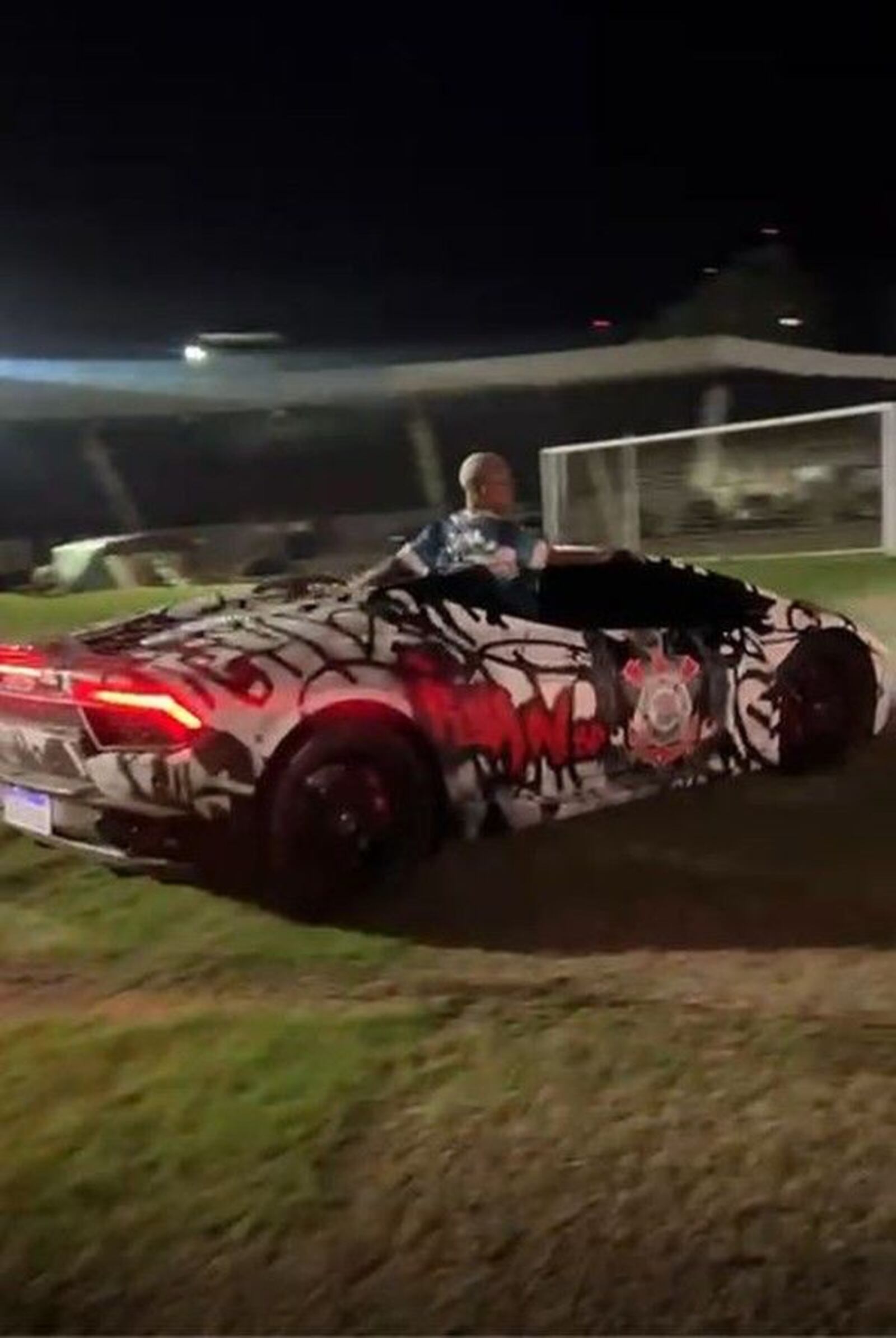 Lamborghini usado em manobra perigosa de MC Ryan vale R$ 3 milhões – Noticias R7