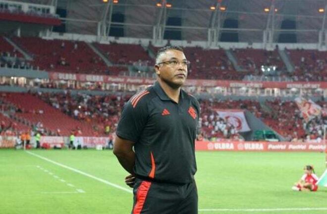 Site (e Edílson) vazam imagens da nova camisa do Corinthians; confira ...