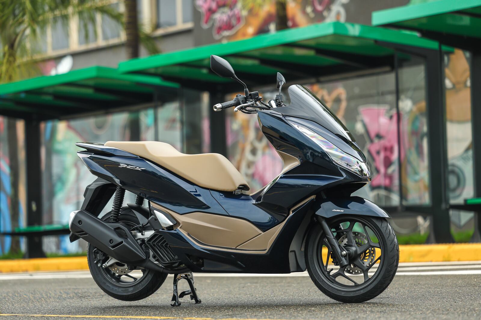 Honda PCX 2025 ganha novas cores: veja os preços e versões – Noticias R7